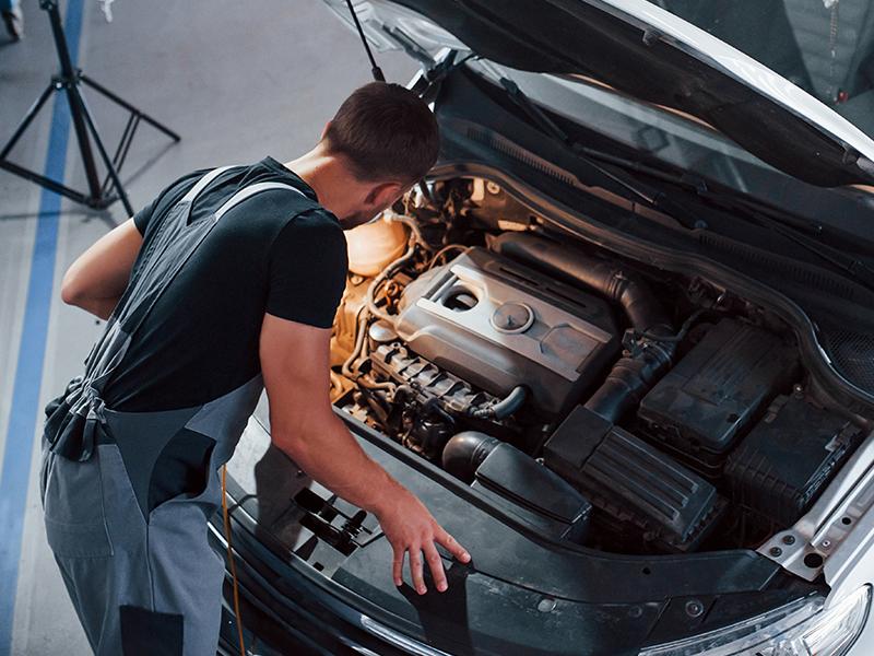 Car MOT tests - Car servicing in Farnham | The Plough Garage