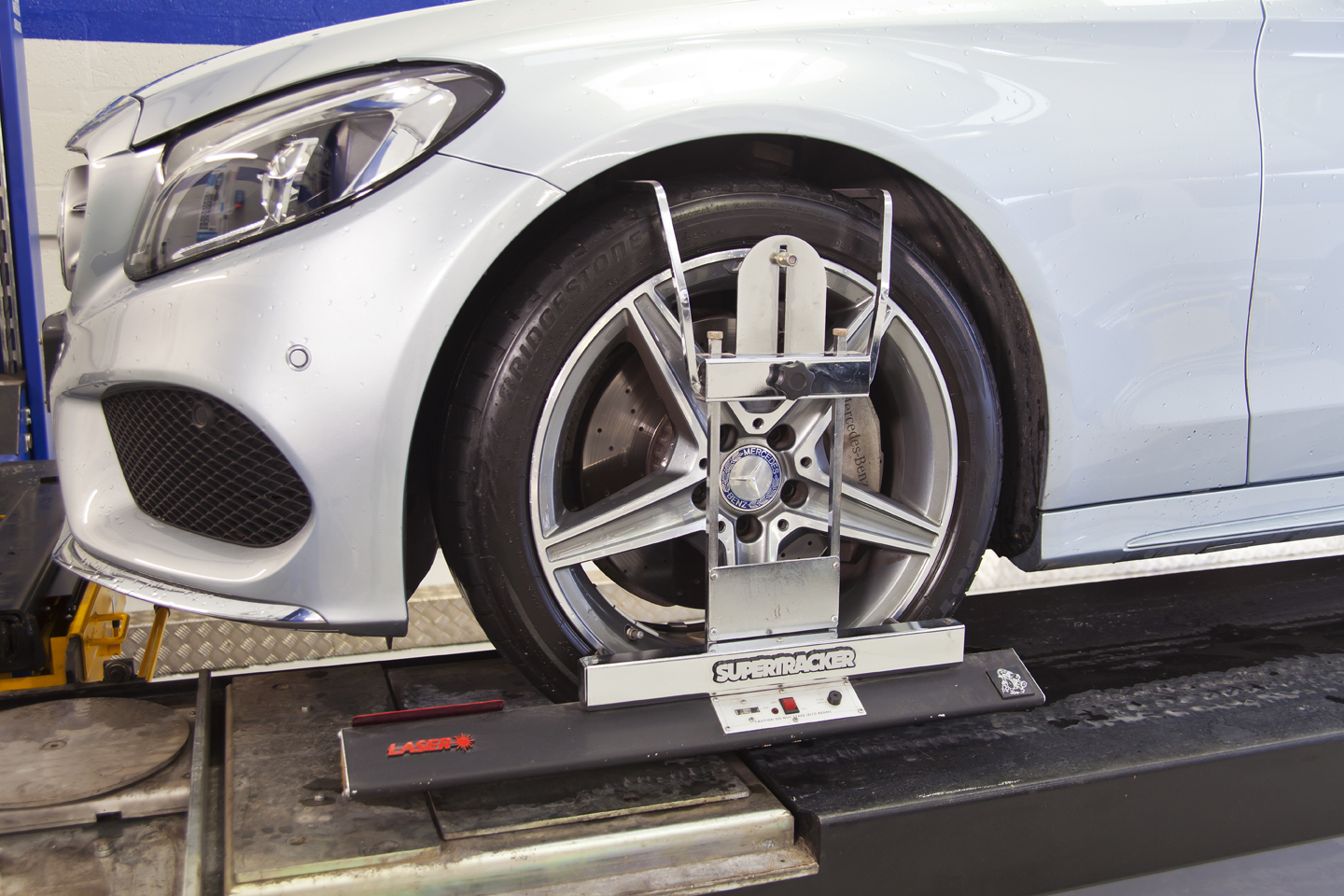 Servicing Pro | Vans North West Limited