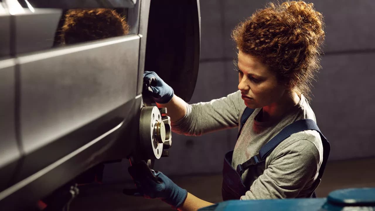 Volkswagen Commercial Vehicle Service | SMV Commercials